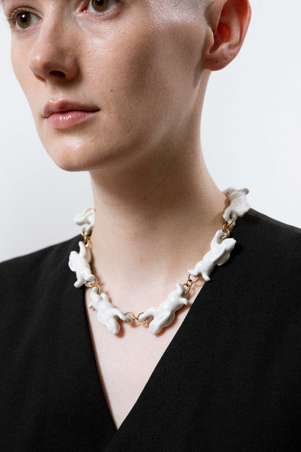RUNNING RABBIT NECKLACE – ANDRESGALLARDO